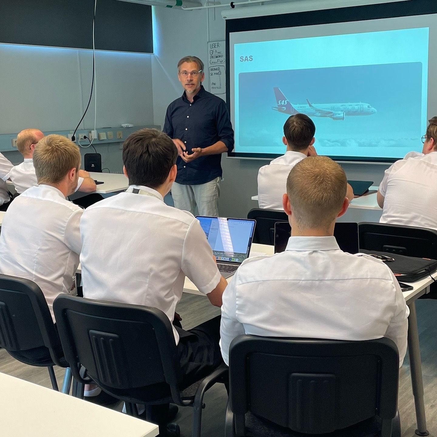SAS Visit | Green Flight Academy